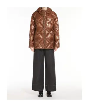 Max Mara Quilted Down Zip-up Hooded Jacket
