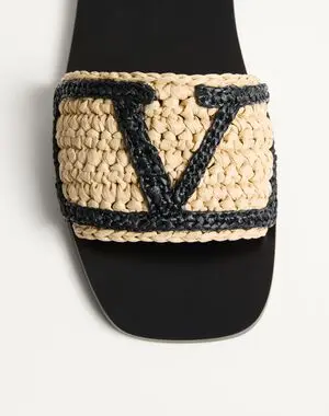 Valentino Garavani Vlogo Raffia Slip-on Sandals - Black