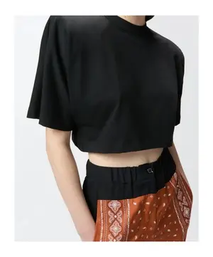 Pinko Crewneck Cropped T-shirt