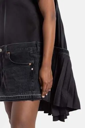 Sacai Short-sleeved Crewneck Dress With Denim Skirt Overlay - Black