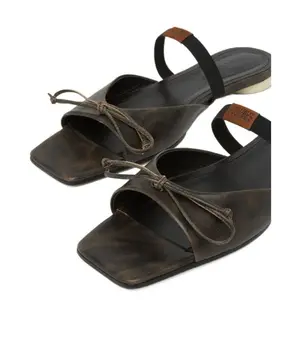 MAISON MARGIELA Bow Detail Square Toe Leather Sandals - Brown