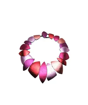 MONIES Leaf Design Necklace