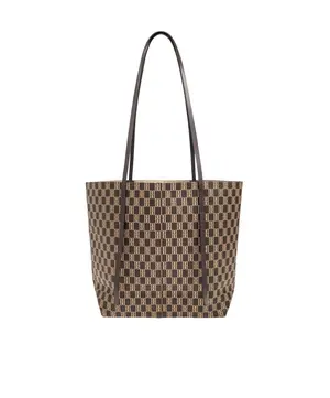 By Malene Birger Patterned Totes
