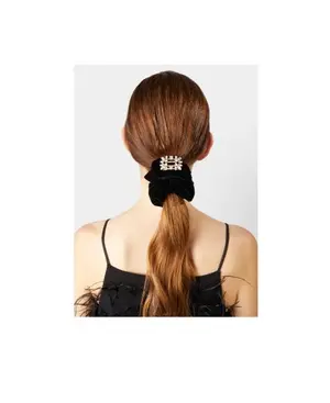 ROGER VIVIER Embellished Velvet Scrunchie - Black