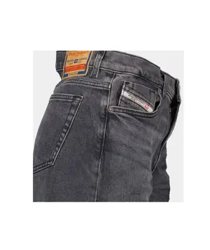 DIESEL® 1978 D-akemi Wide Leg Jeans