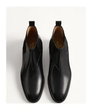 Valentino Garavani Vlogo Signature Chelsea Boots