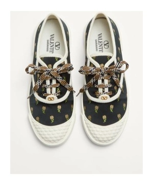 Valentino Garavani Bay Bay Floral Sneakers