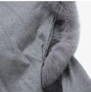 Max Mara Hooded Coat With Fur Trim - Gray