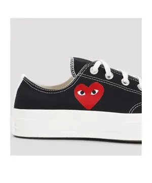 CONVERSE X COMME DES GARONS PLAY Round Toe Lace-up Sneakers - Black