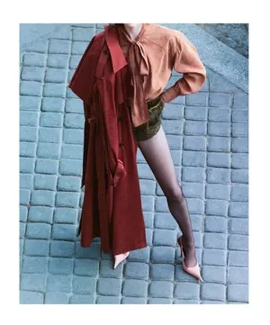 Saint Laurent Cropped Lavalliere Blouse With Fringed Collar - Caramel