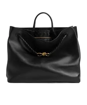 Bottega Veneta Large Andiamo - Black