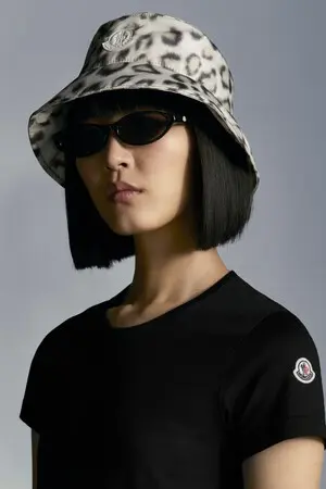 Moncler Cotton Jersey T-shirt - Black