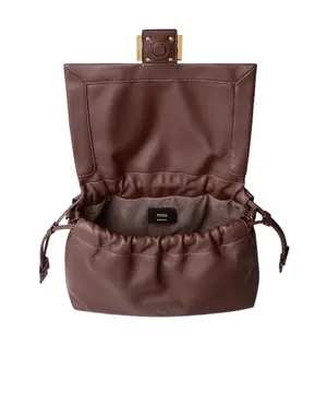 Fendi Mamma Baguette Medium Shoulder Bag With Ff Clasp - Reddish Brown