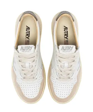 AUTRY Medalist Low-top Sneakers - Nude