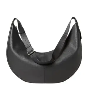 Fendi Melon Shoulder Bag - Black