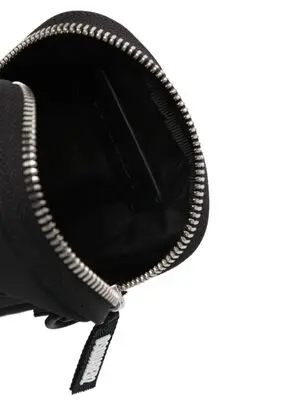Dsquared2 Logo Plaque Zipped Shoulder Bag