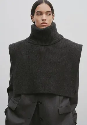 THE ROW Emmit Roll-neck Cashmere Collar