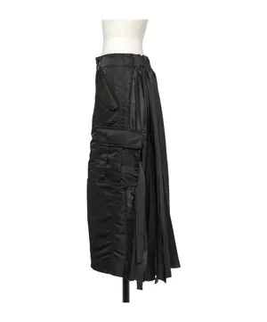 Sacai Twill Skirt With Cargo Pockets And Pleated Detailing