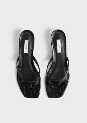 TOTEME Embossed Flip Flops - Black