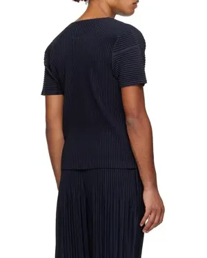 Issey Miyake Fully-pleated Plissé T-shirt - Black