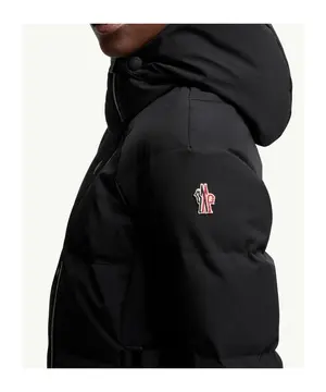 Moncler Guyane Padded Down Ski Jacket - Black