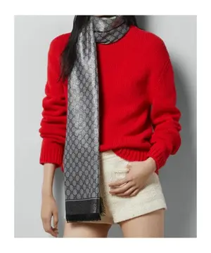 Gucci Gg Jacquard Frayed Edge Scarf