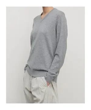THE ROW Nian Knitted V-neck Sweater - Grey