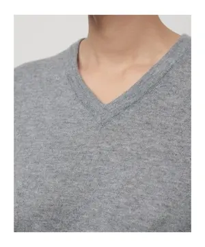 THE ROW Nian Knitted V-neck Sweater - Grey