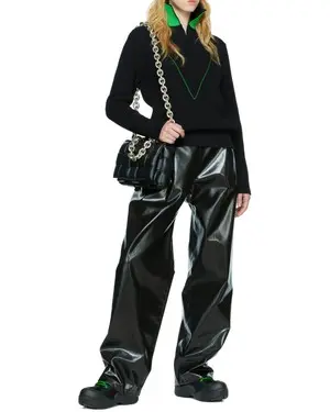 Bottega Veneta Chain Cassette Shoulder Bag - Black