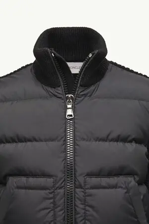 Moncler Logo Patch Panelled Jacket - Black