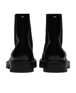 MAISON MARGIELA Tabi Slip-on Chelsea Boots - Black