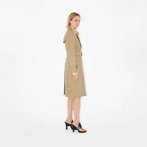 Burberry Long Chelsea Heritage Belted Trench Coat