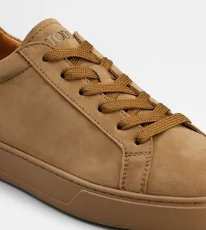 TOD'S Logo Printed Round Toe Sneakers - Brown