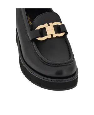 FERRAGAMO Gancini Decorative Loafer - Black