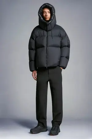 Moncler Antila Short Down Jacket With Detachable Hood
