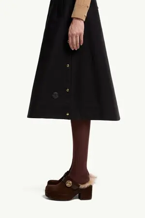 Moncler A-line Midi Skirt With Belted Waist And Slit Details - Black