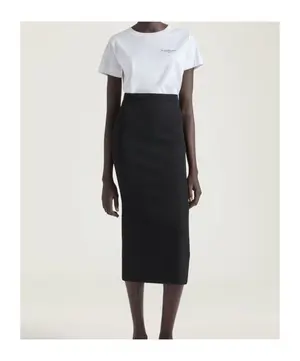 Givenchy Low Waisted Skirt With Back Pleating - Black