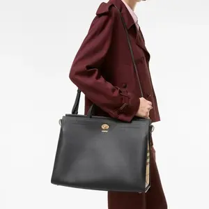 Burberry Medium Cotswolds Tote In Grainy Calf Leather With Check Panels