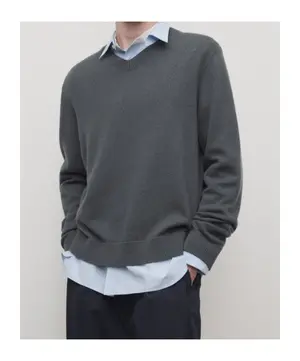 THE ROW Memphis V-neck Jumper