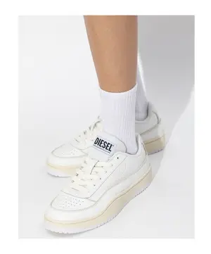 DIESEL® S-tracker-d Low Lace-up Sneakers