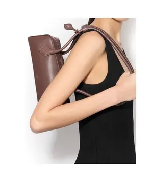 Alaïa Slim-fit Shoulder Bag - Red
