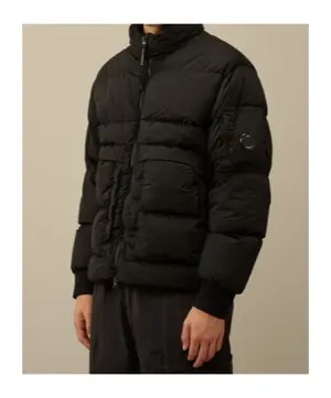 C.P. COMPANY Lens-embellished Short Down Jacket