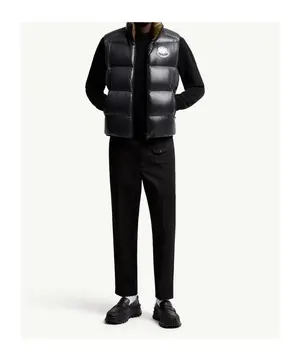 Moncler Lipsi Down Vest - Black