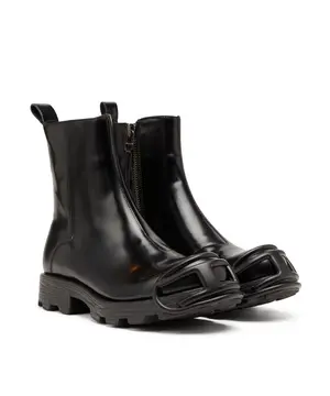 DIESEL® D-hammer Round-toe Ankle Boots With Metal Logo Detail