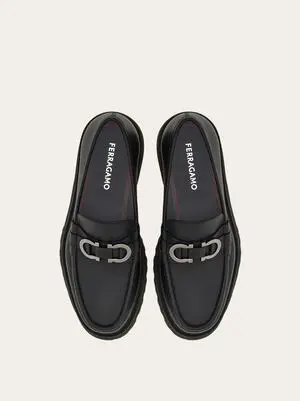 FERRAGAMO Gancini Decorative Moccasin - Black