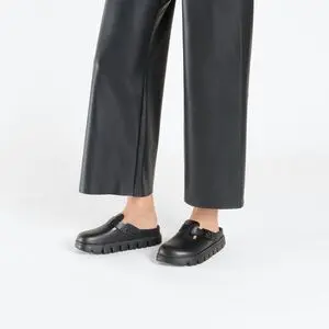 BIRKENSTOCK Boston Chunky Clogs