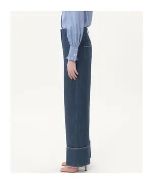 Valentino Garavani Wide Leg Jeans With Turn-up Hem