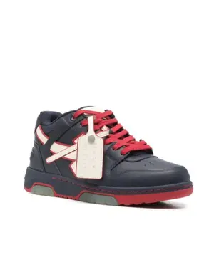 Off-White Out Of Office "arrow" Detail Sneakers - Black