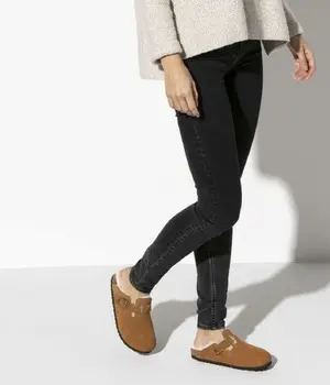 BIRKENSTOCK Boston Vl Slip-on Clogs With Buckle Detail - Mink