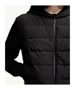 Moncler Zip-up Quilted Hooded Jacket - Black